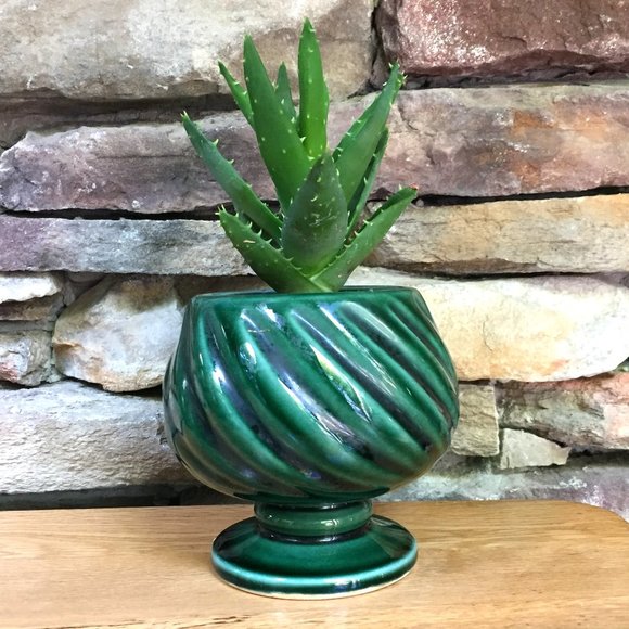 hull | Accents | Vintage Hull Planter Usa F86 Round Green Swirl | Poshmark